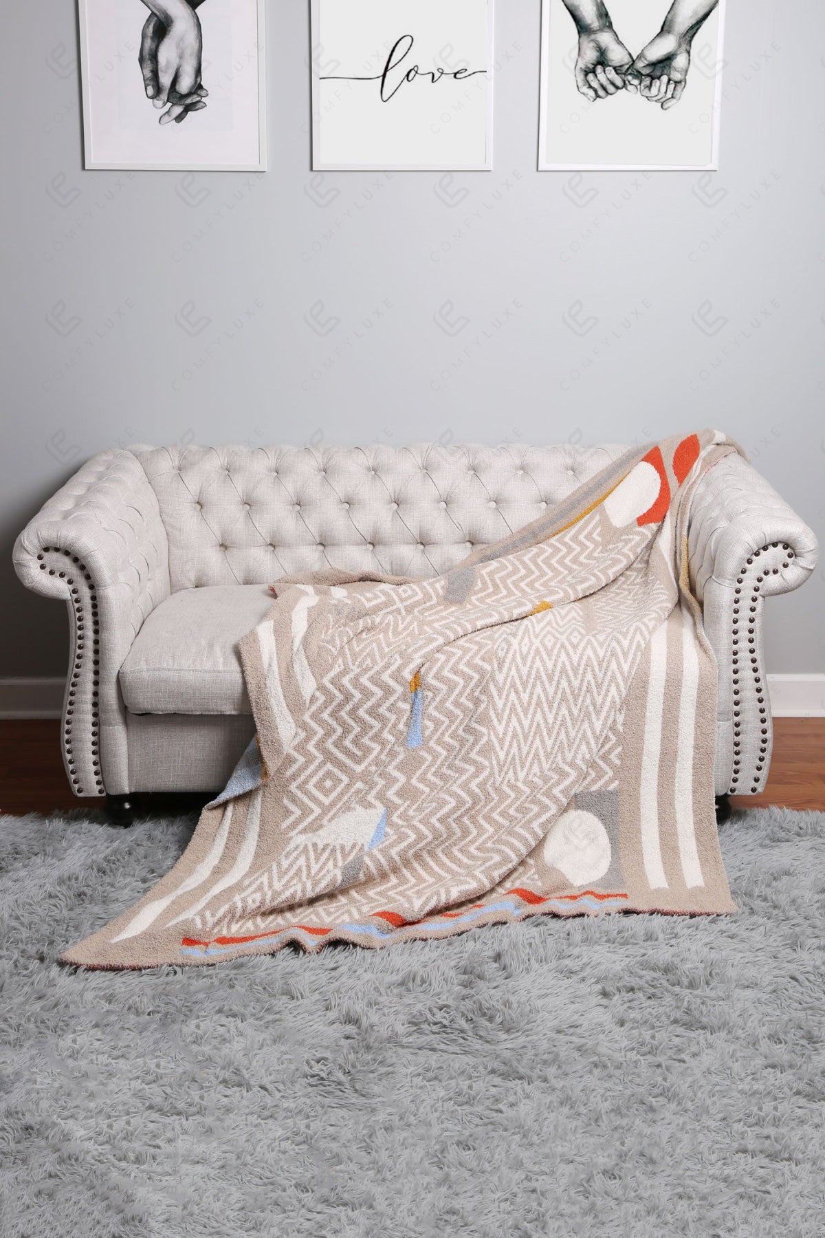 GEOMETRIC PATTERN THROW BLANKET | JTCWHOLESALE