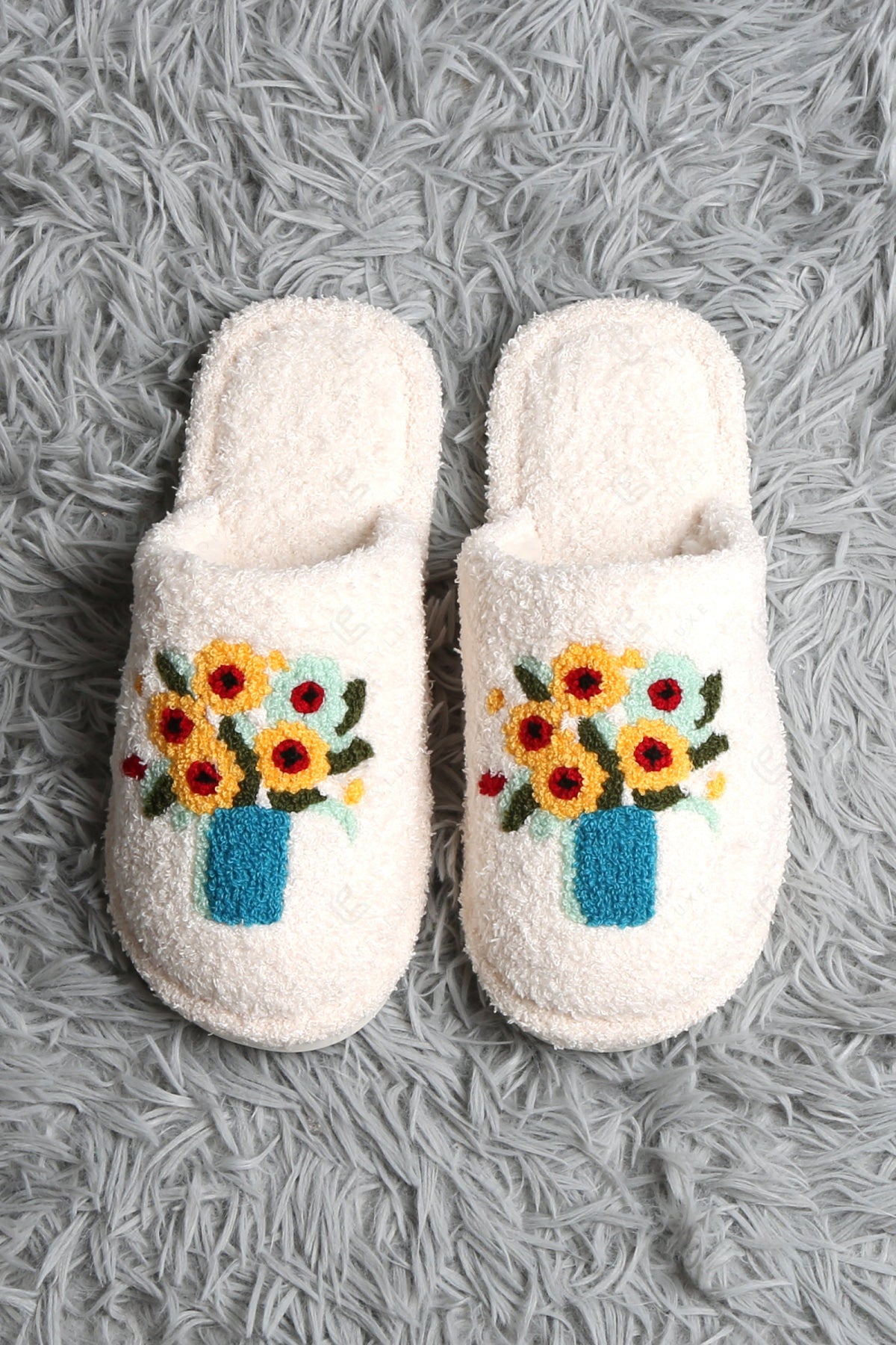 painting-inspired-pattern-slippers-yellow-m-l-slides-452.jpg?v=1755537258